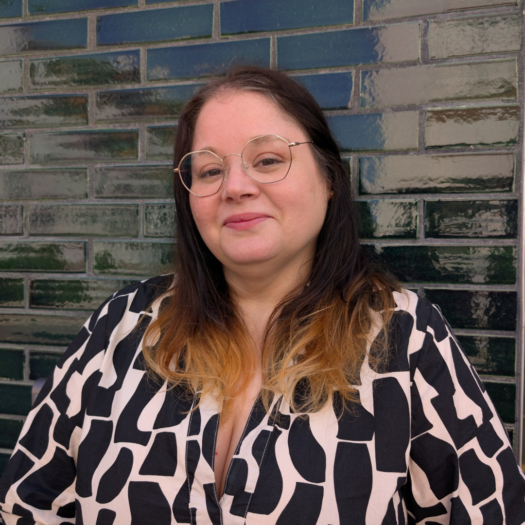 Céline, conteuse de pierres et d'histoires | Office de tourisme Pévèle ...